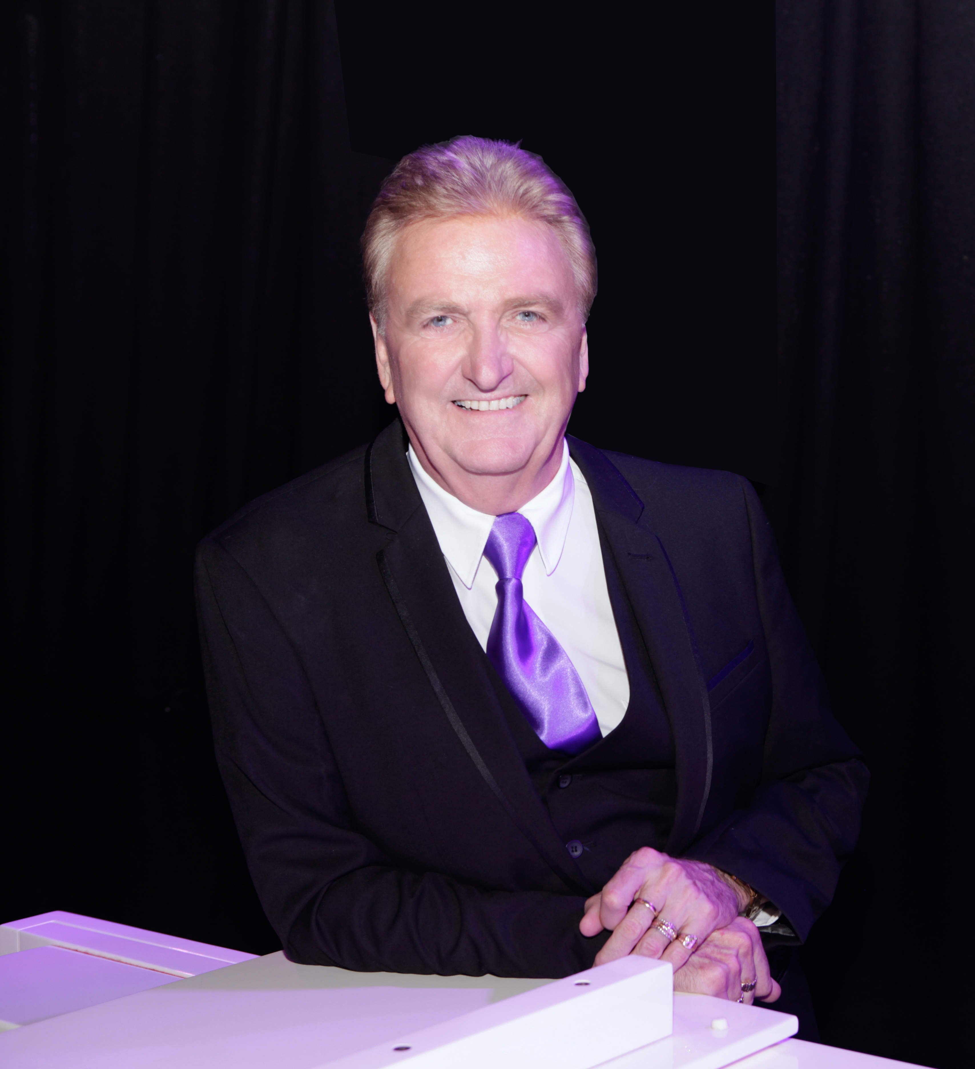 Decades Of Music Show - Glenn Callaghan Entertainment